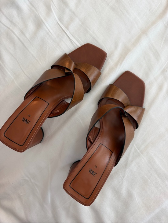 Zara | Shoes | Zara Brown Leather Crossstrap Block Heel Sandals | Poshmark